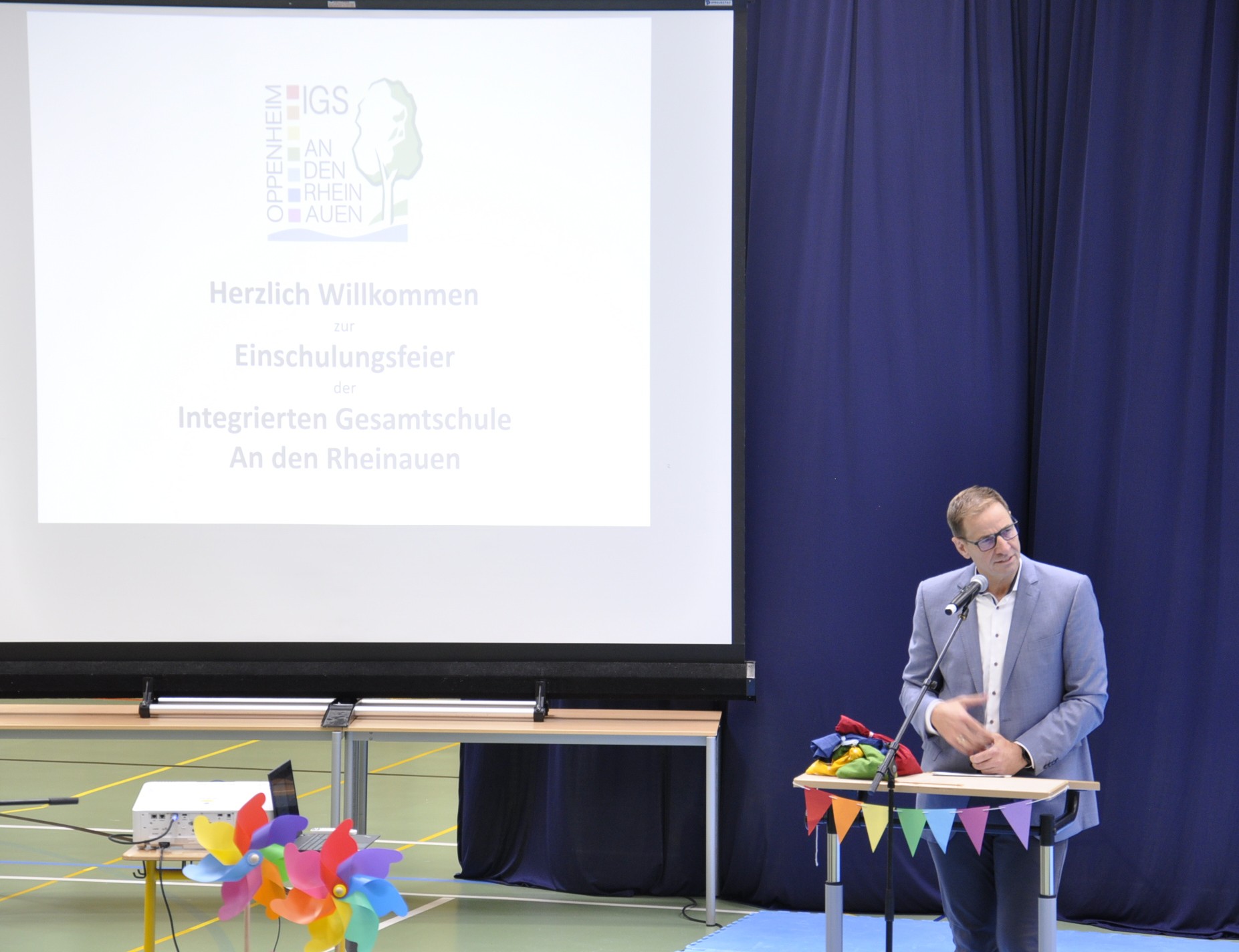 Einschulungsfeier der neuen 5. Klassen - IGS An den Rheinauen